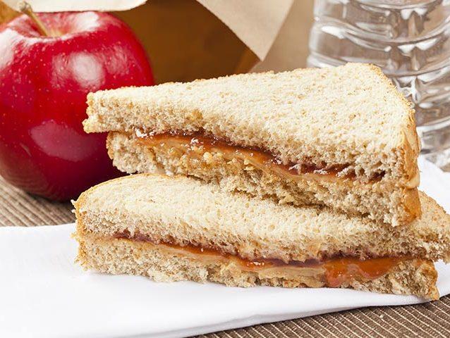 Top 10 Easy Apple Recipes For Kids To Try Out Today
