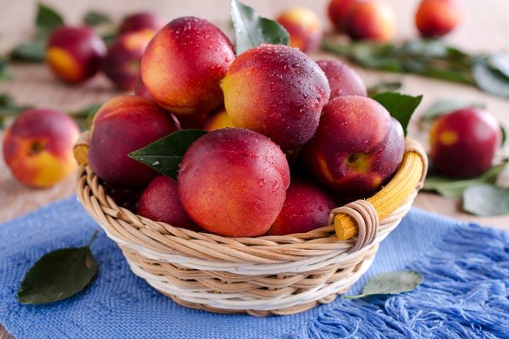 Can You Eat Nectarines During Pregnancy?