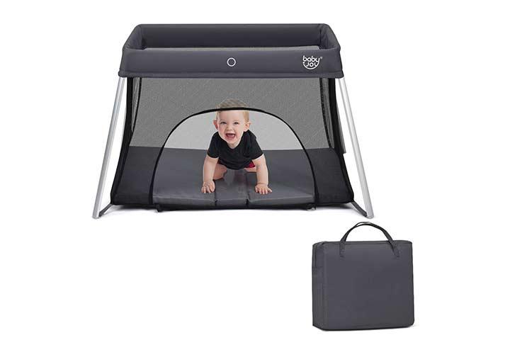 11 Best Portable Travel Cribs For Toddlers In 2024 | MomJunction